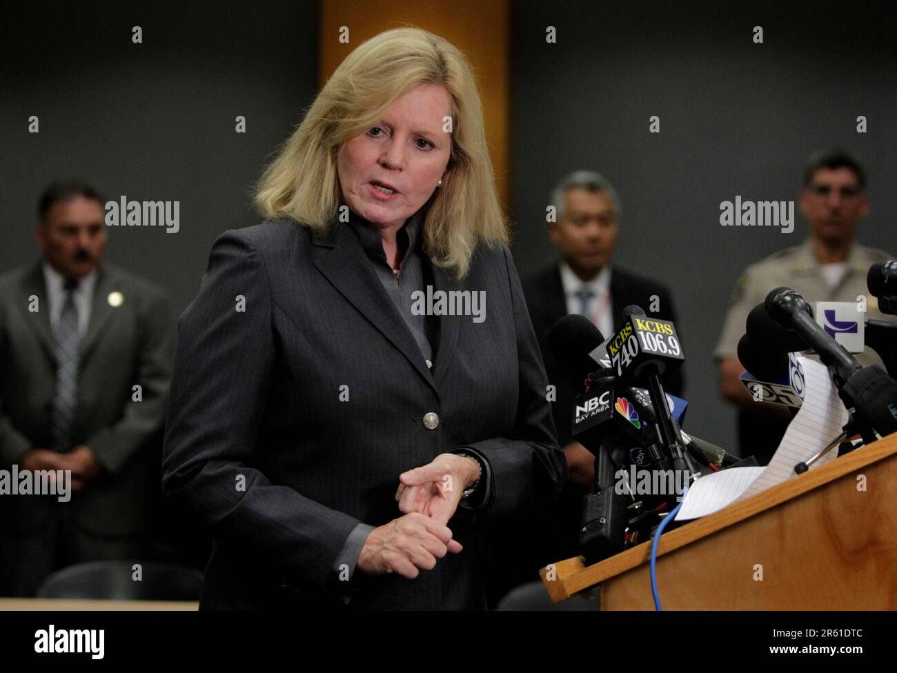 Santa Clara County Sheriff Laurie Smith details the shooting death of a ...