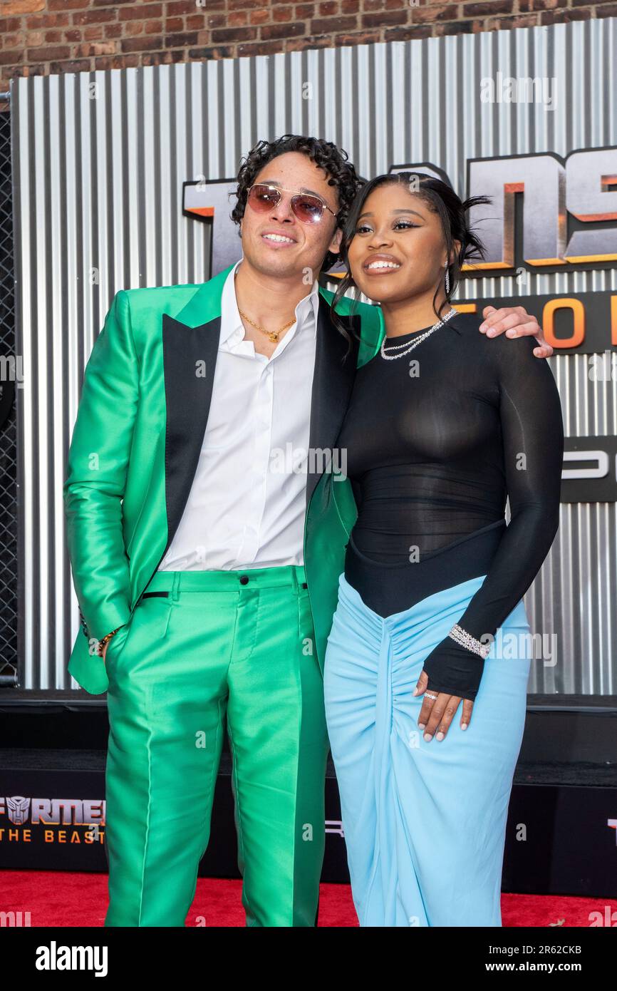 Anthony ramos und dominique fishback -Fotos und -Bildmaterial in hoher ...