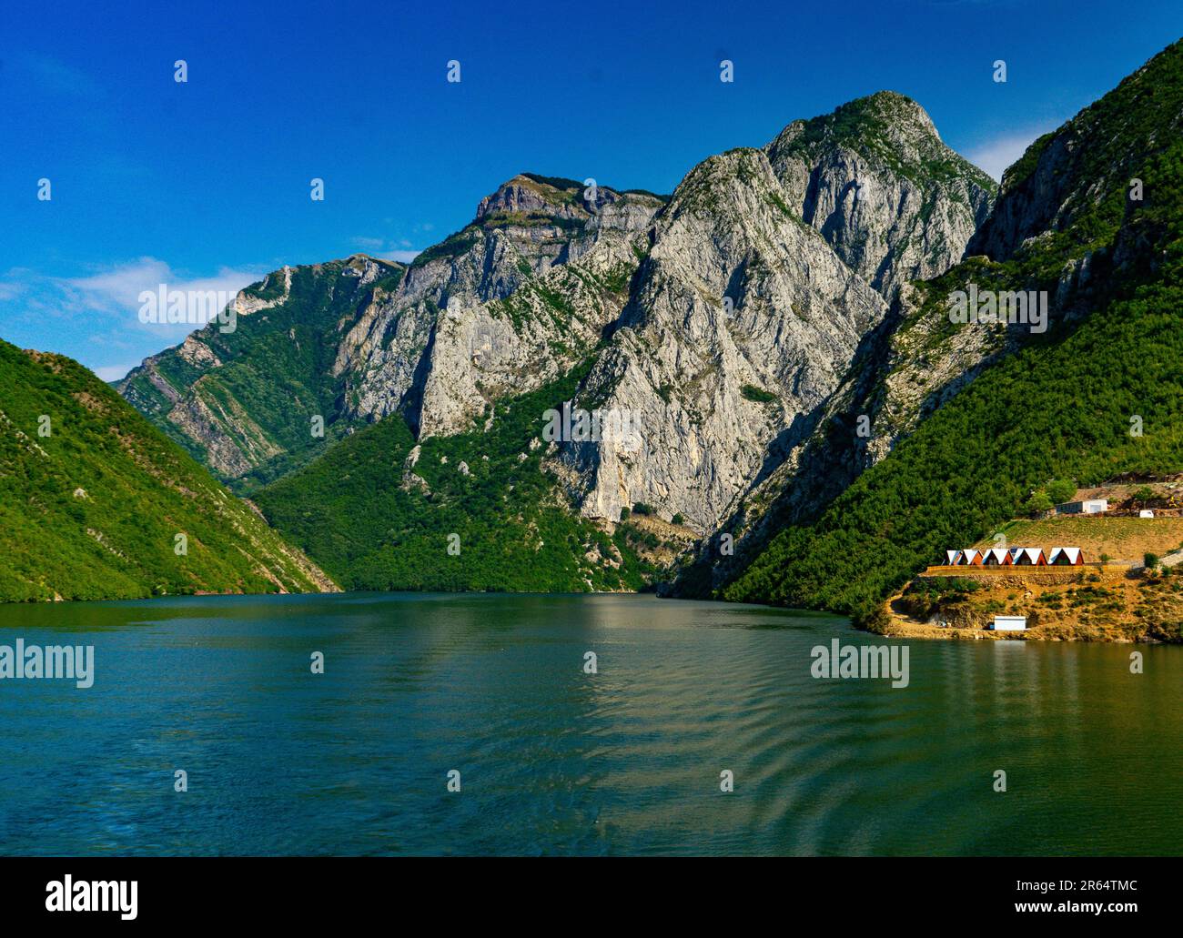 Koman fierze -Fotos und -Bildmaterial in hoher Auflösung – Alamy