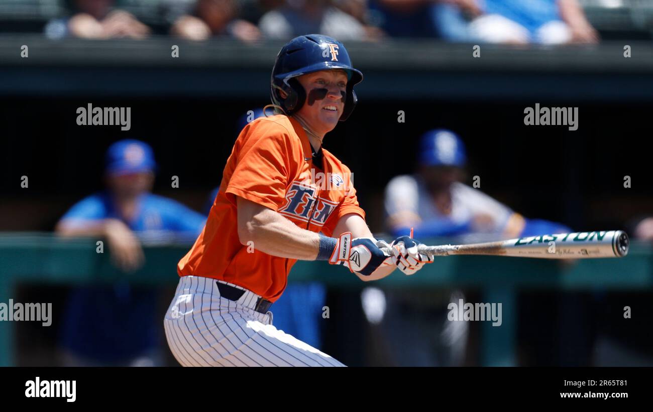 Fullerton's Caden Conner hits an RBI double against San Jose State ...