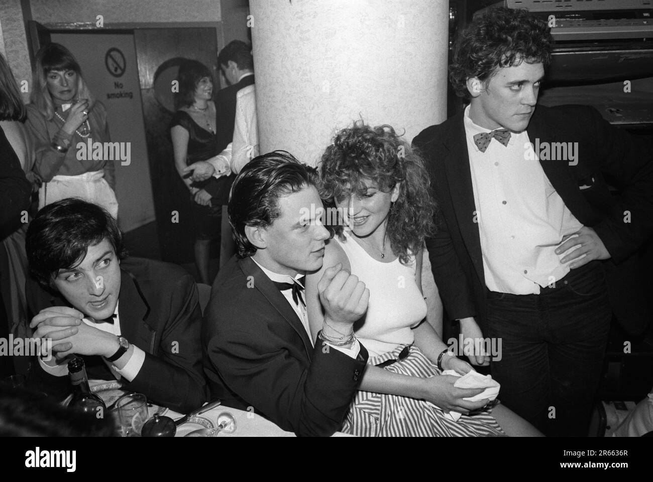 Sloane rangers -Fotos und -Bildmaterial in hoher Auflösung – Alamy