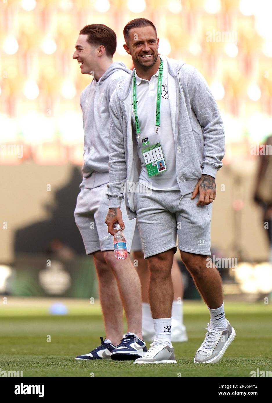 Die Danny ings (rechts) von West Ham United und ihre Teamkollegen ...