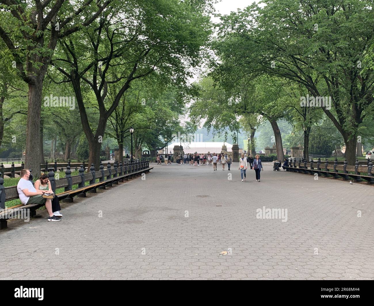 New York, USA. 7. Juni 2023. (NEU) Central Park-NYC unter Wildfire Smoke aus Kanada. 7. Juni ...