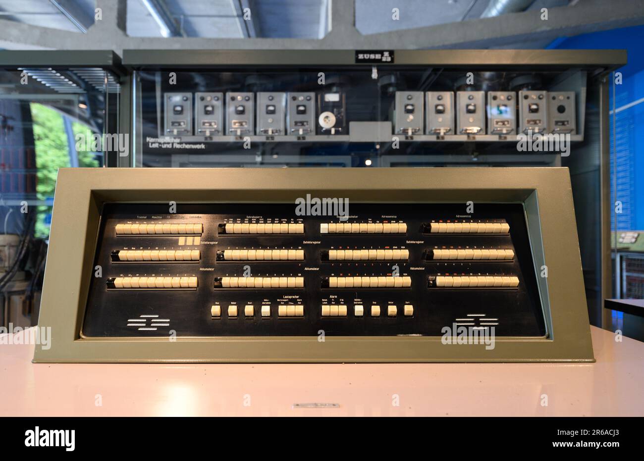 Zuse kg -Fotos und -Bildmaterial in hoher Auflösung – Alamy