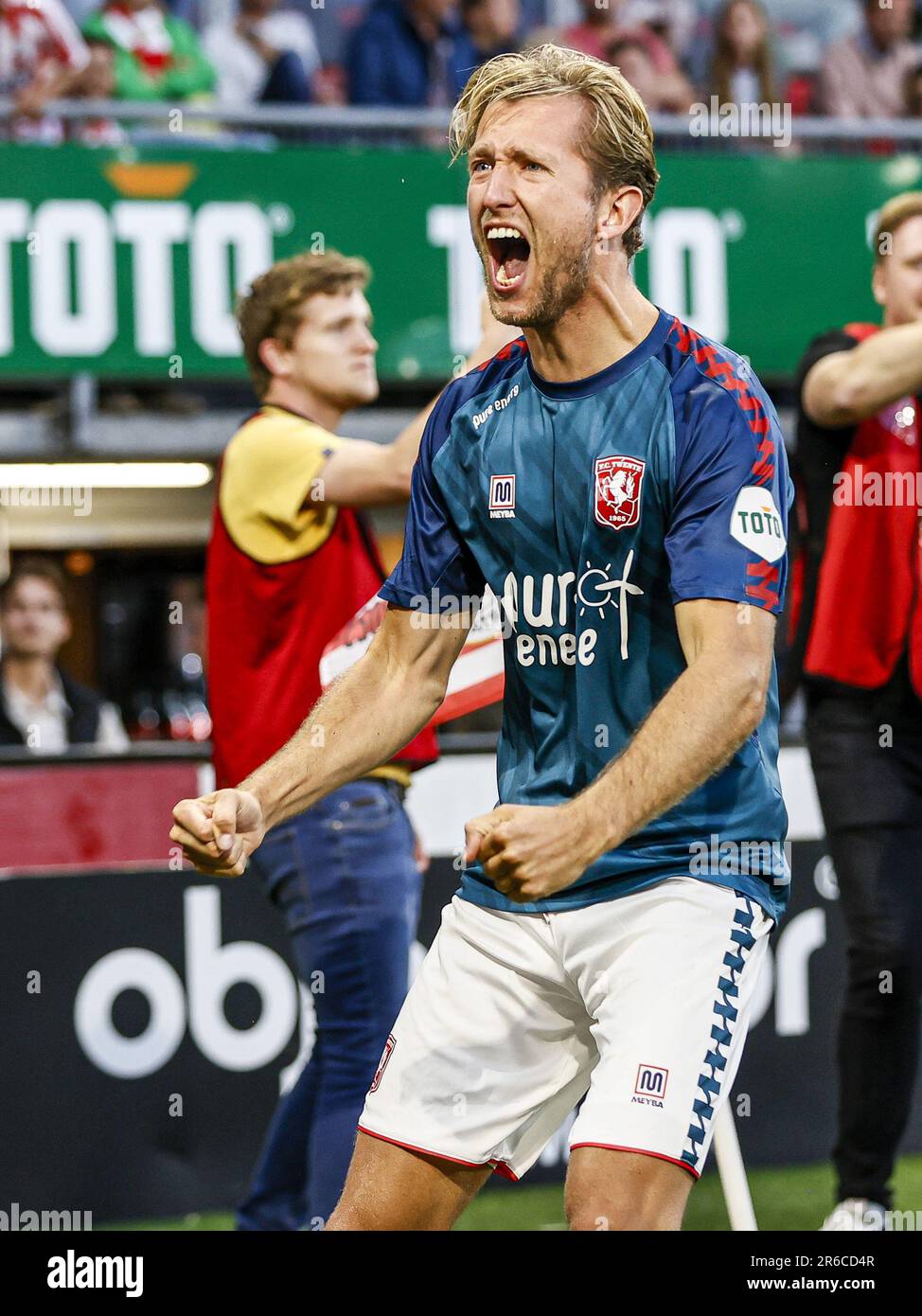 ROTTERDAM – Michel VLAP des FC Twente feiert am 8. Juni 2023 in ...