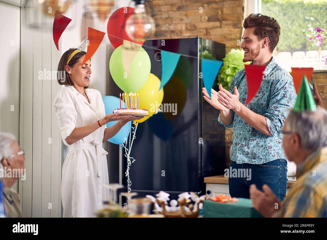 Ehefrau teilen -Fotos und -Bildmaterial in hoher Auflösung – Alamy