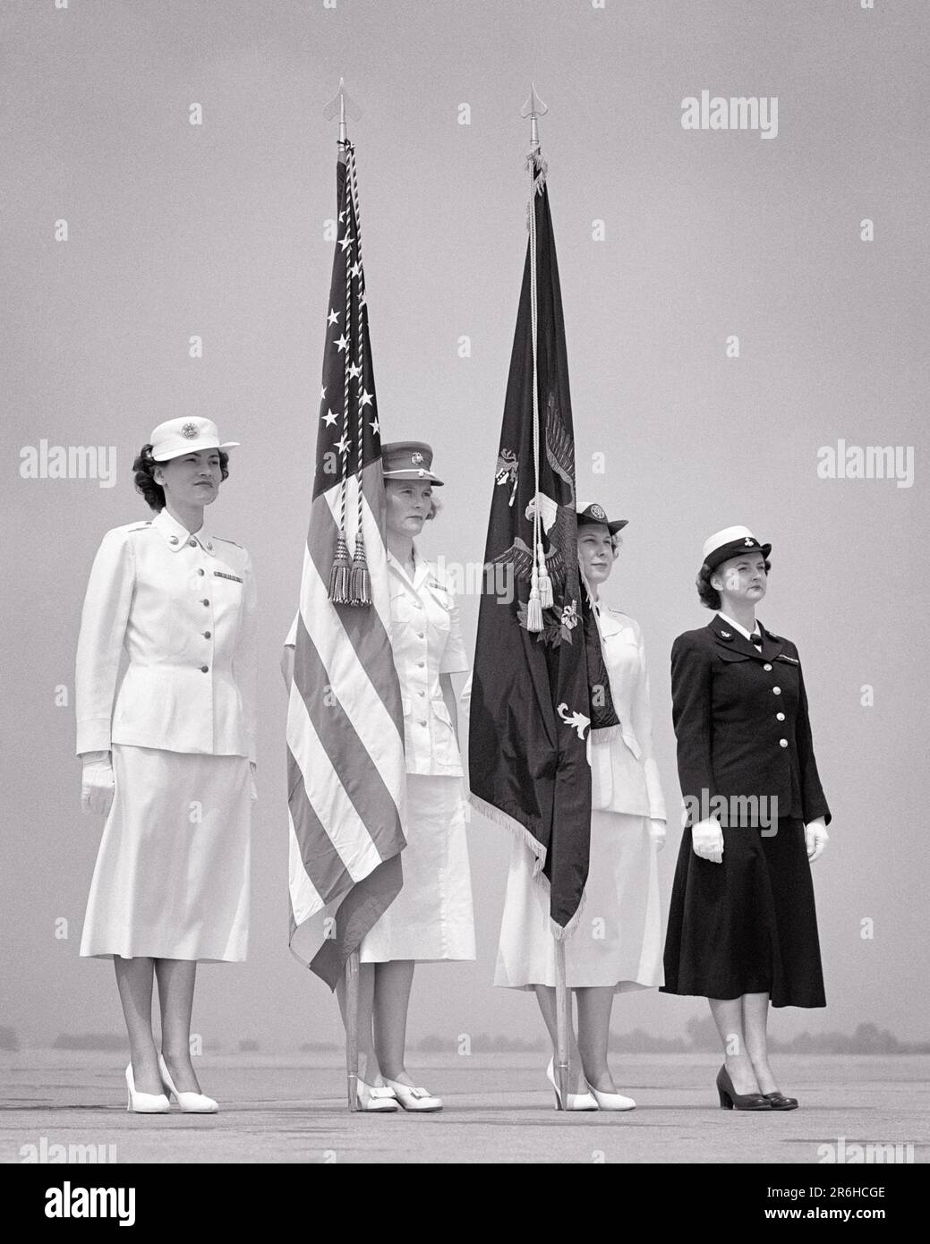 Zusammenarbeit von heer und marine -Fotos und -Bildmaterial in hoher ...