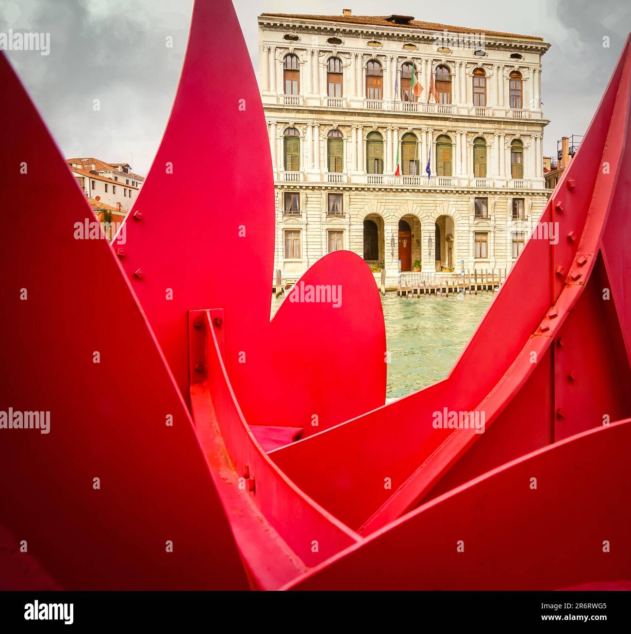 Peggy guggenheim alexander calder sculpture -Fotos und -Bildmaterial in ...