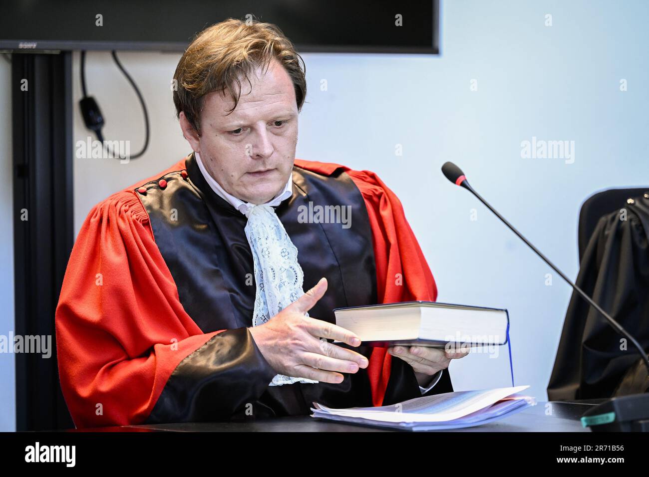 Vorsitzender des Gerichts Jos Decoker, Bild während der ...