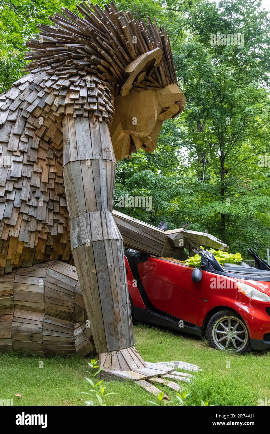 Thomas dambo skulptur -Fotos und -Bildmaterial in hoher Auflösung – Alamy
