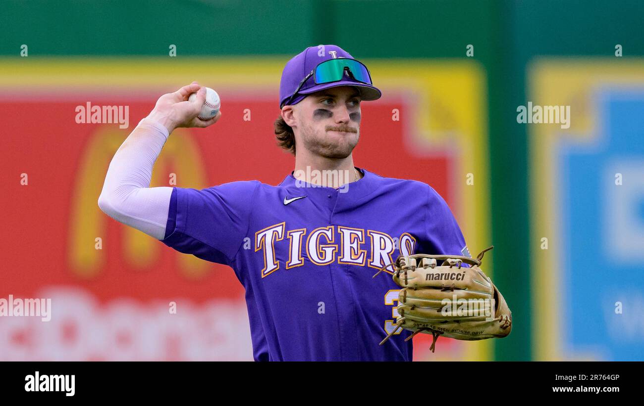 LSU outfielder Dylan Crews (3) throws before an NCAA baseball game on ...