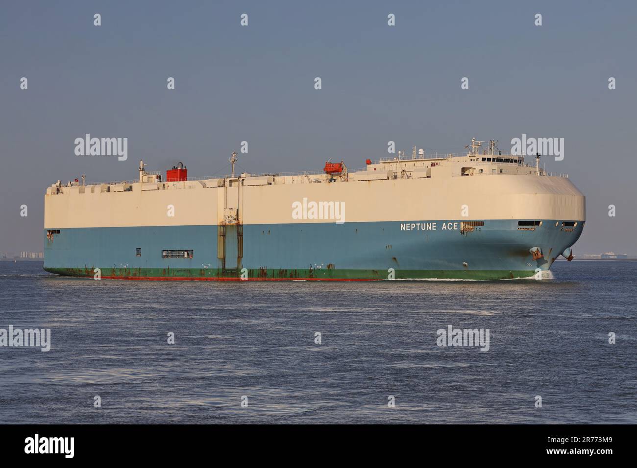 Mol autotransporter -Fotos und -Bildmaterial in hoher Auflösung – Alamy