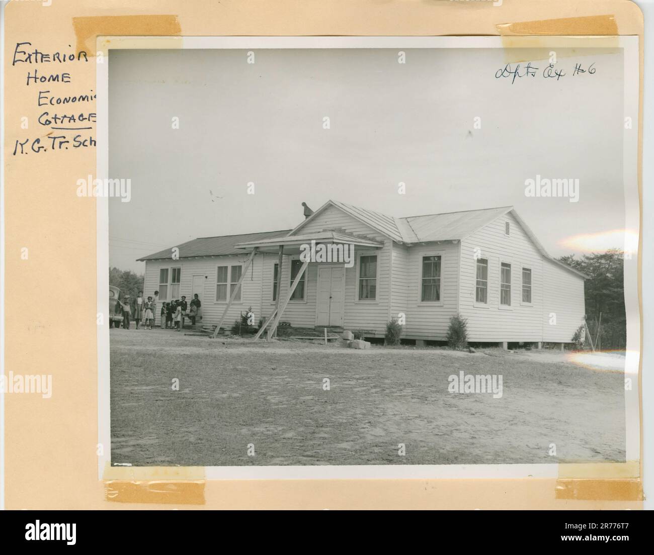 Außenansicht des Home Economics Cottage an der King George Training ...