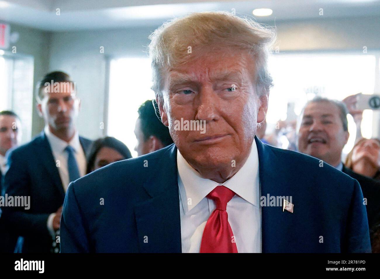 Former President Donald Trump visits Versailles restaurant on Tuesday ...