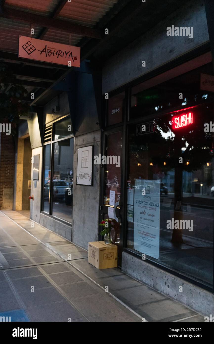 Aburiya bento haus -Fotos und -Bildmaterial in hoher Auflösung – Alamy