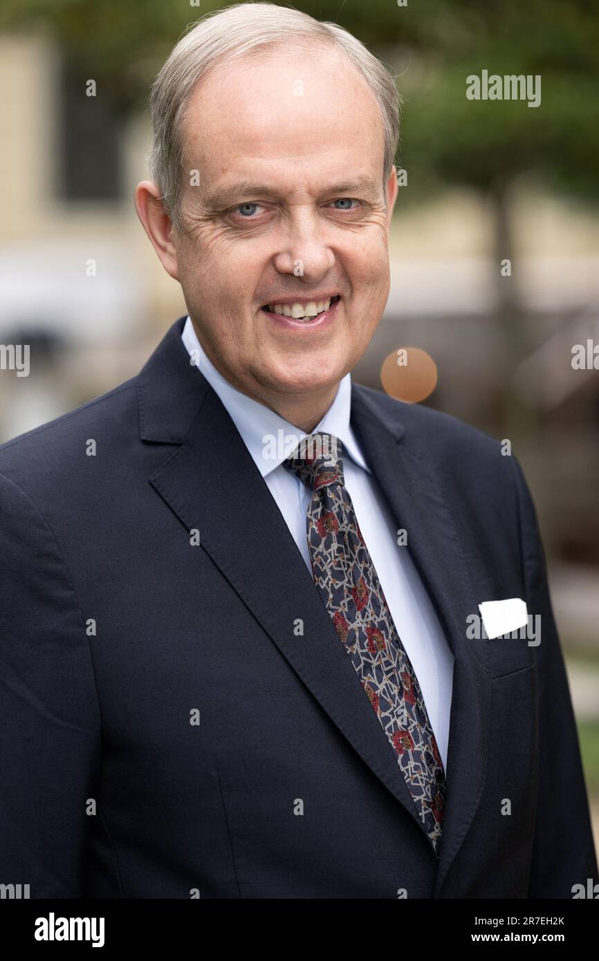 Graf von Paris, Prinz Jean von Frankreich ( Prinz Jean d Orleans ...