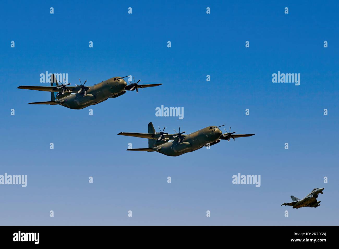 Raf hercules flugzeug -Fotos und -Bildmaterial in hoher Auflösung – Alamy