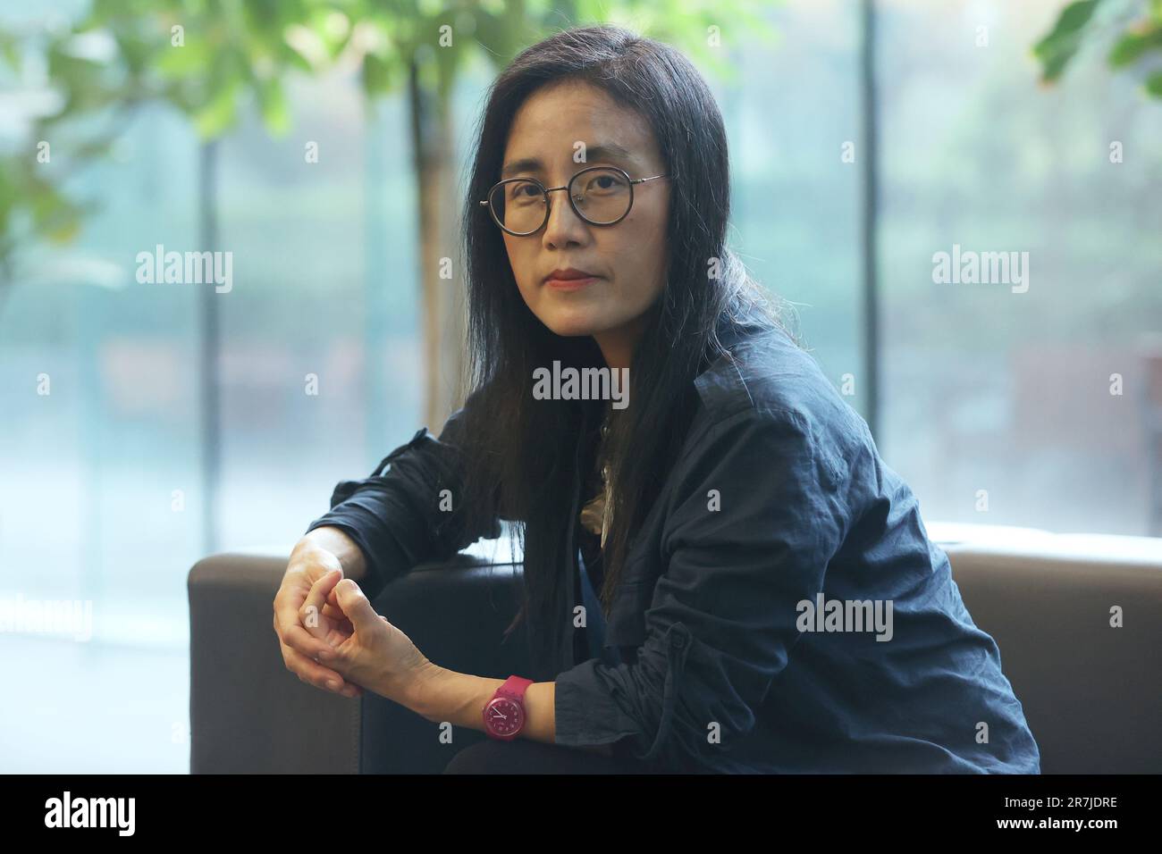 Der südkoreanische Regisseur Hwang Yun, Regisseur des Dokumentarfilms ...