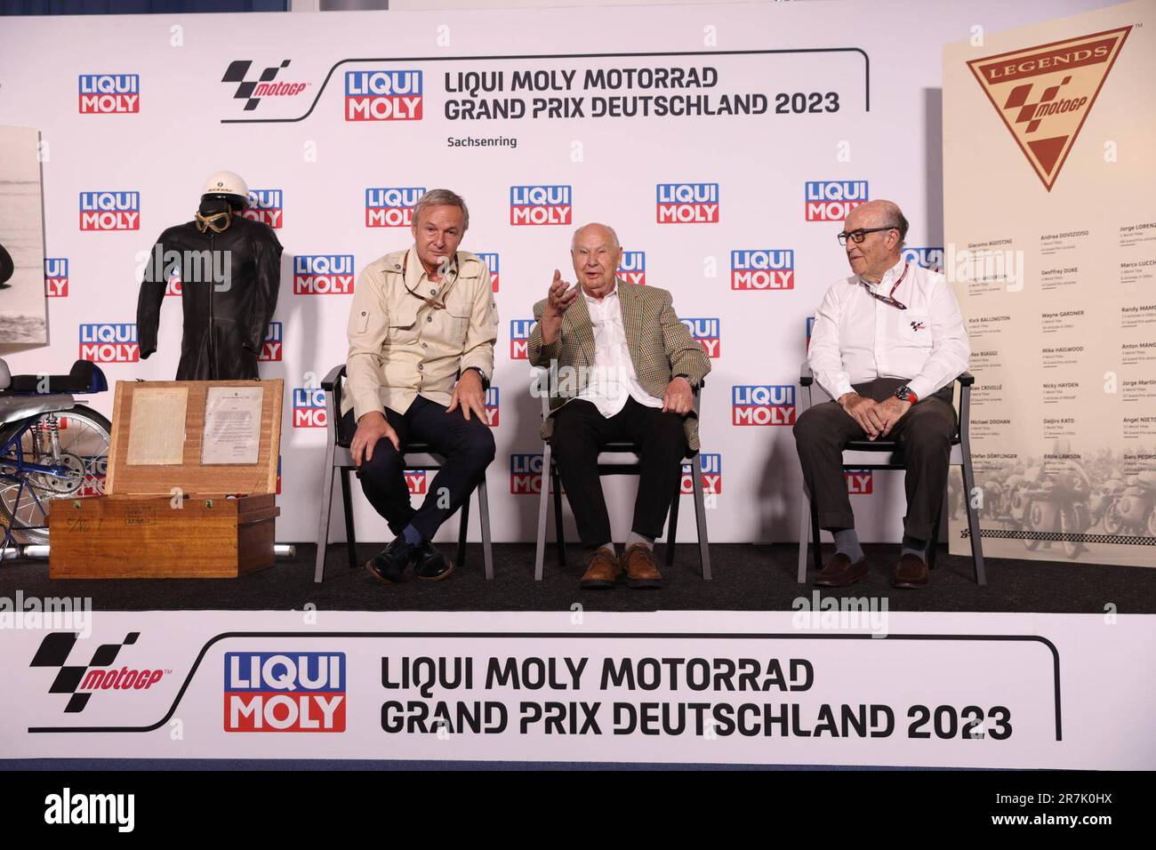 Hans-Georg Anscheidt ist jetzt eine MotoGP™-Legende! Der Deutsche war ...