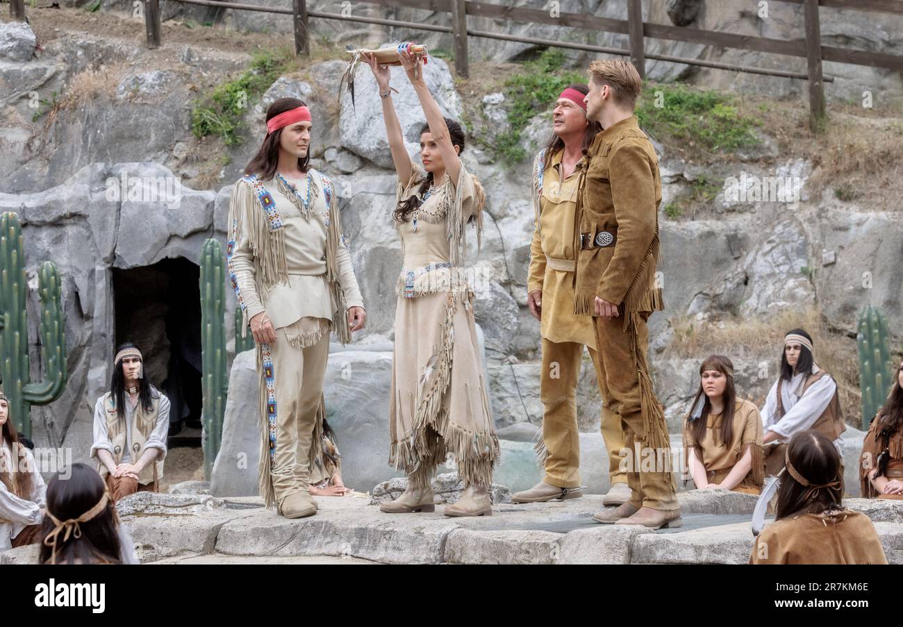 Bad Segeberg, Deutschland. 16. Juni 2023. Die Schauspieler (l-r ...