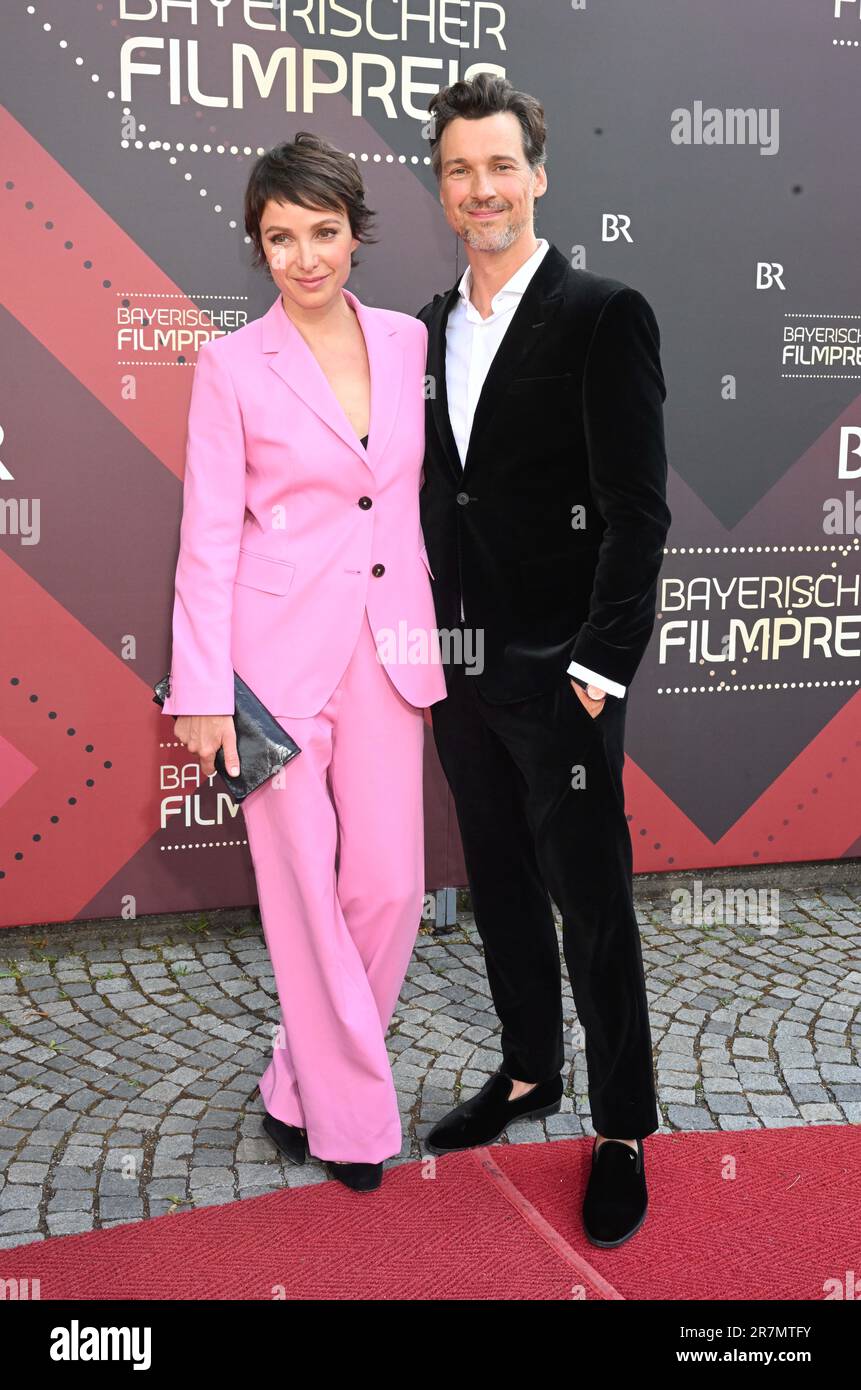München, Deutschland. 16. Juni 2023. Schauspielerin Julia Koschitz und ...