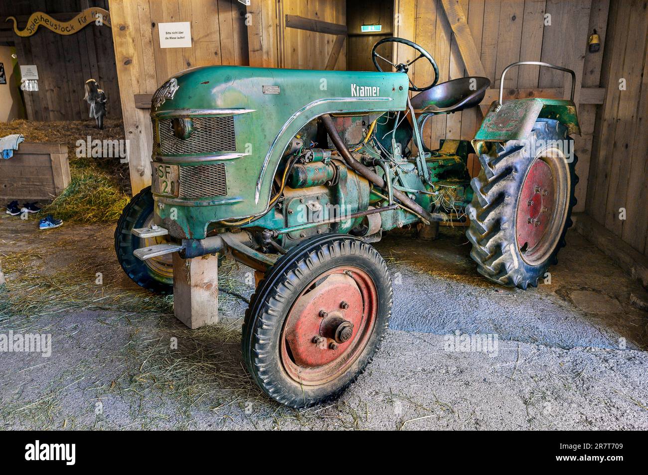 Kramer traktor -Fotos und -Bildmaterial in hoher Auflösung – Alamy