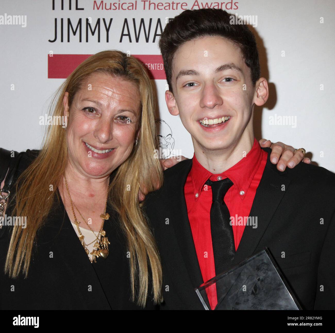 Andrew Barth Feldman Mutter Barbra Barth Feldman bei den National High ...