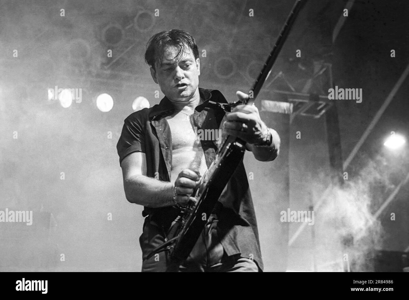 Brutus band Schwarzweiß-Stockfotos und -bilder - Alamy