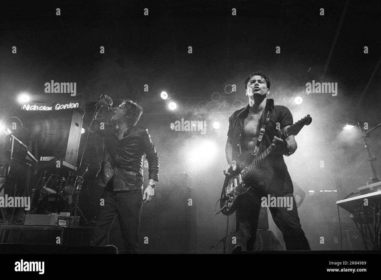 Brutus band Schwarzweiß-Stockfotos und -bilder - Alamy