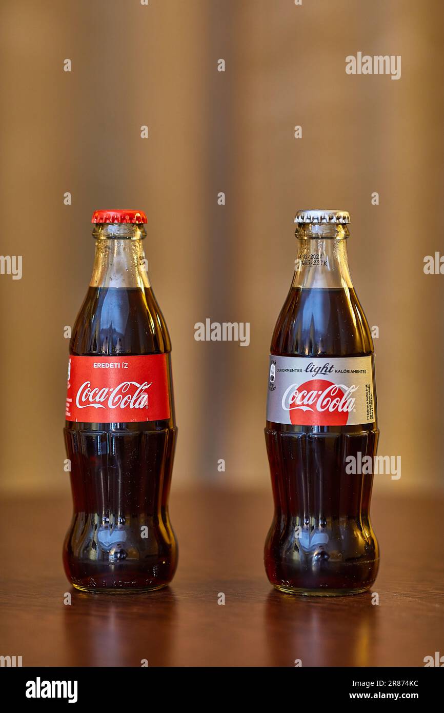Coca cola y refresco -Fotos und -Bildmaterial in hoher Auflösung – Alamy