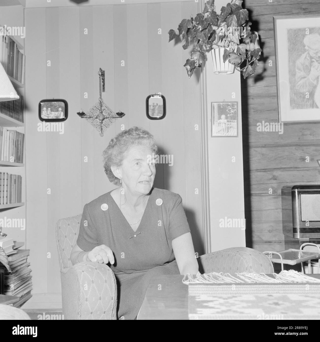 Deutsche kriegsgefangenenarbeit Schwarzweiß-Stockfotos und -bilder - Alamy