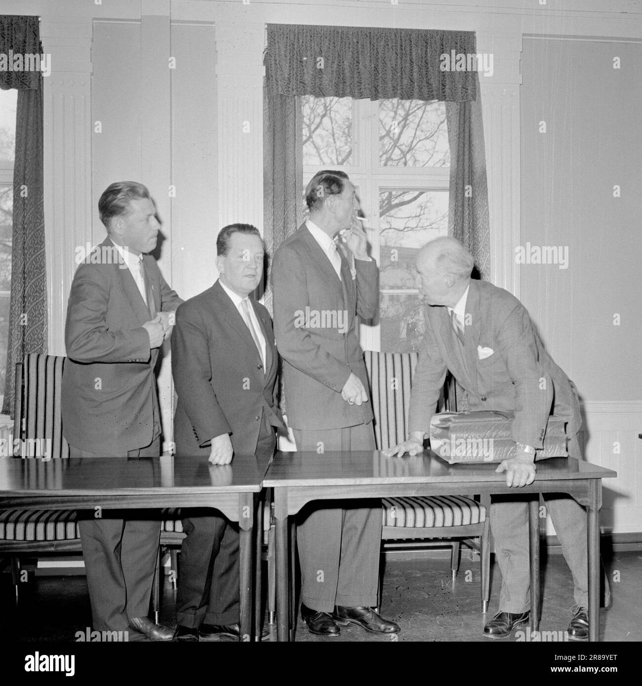 Aktueller Stand 16-8-1960: Würstchen, Jus und Juster [Bild 0010]die ...