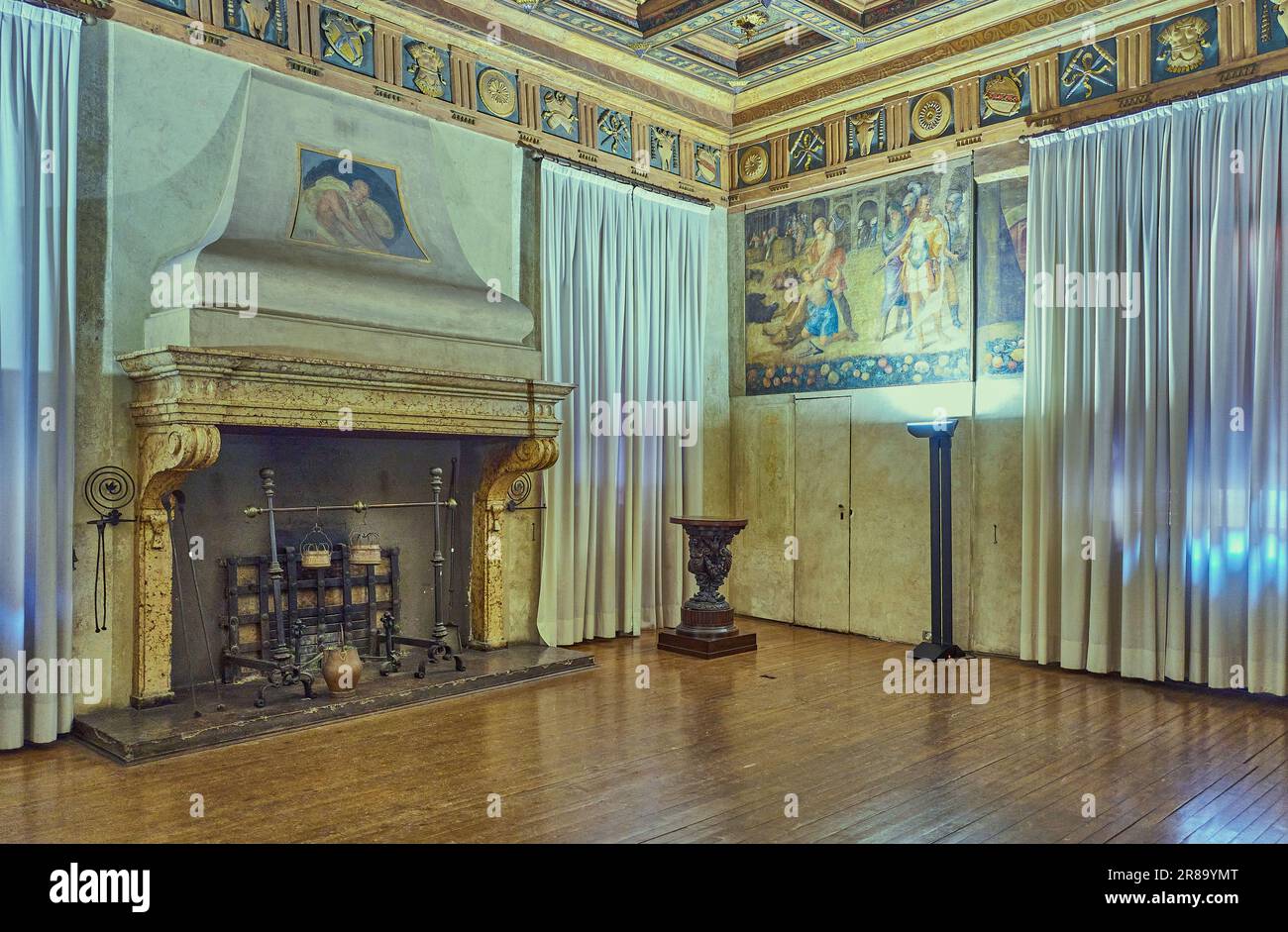 Italien ratsraum -Fotos und -Bildmaterial in hoher Auflösung – Alamy