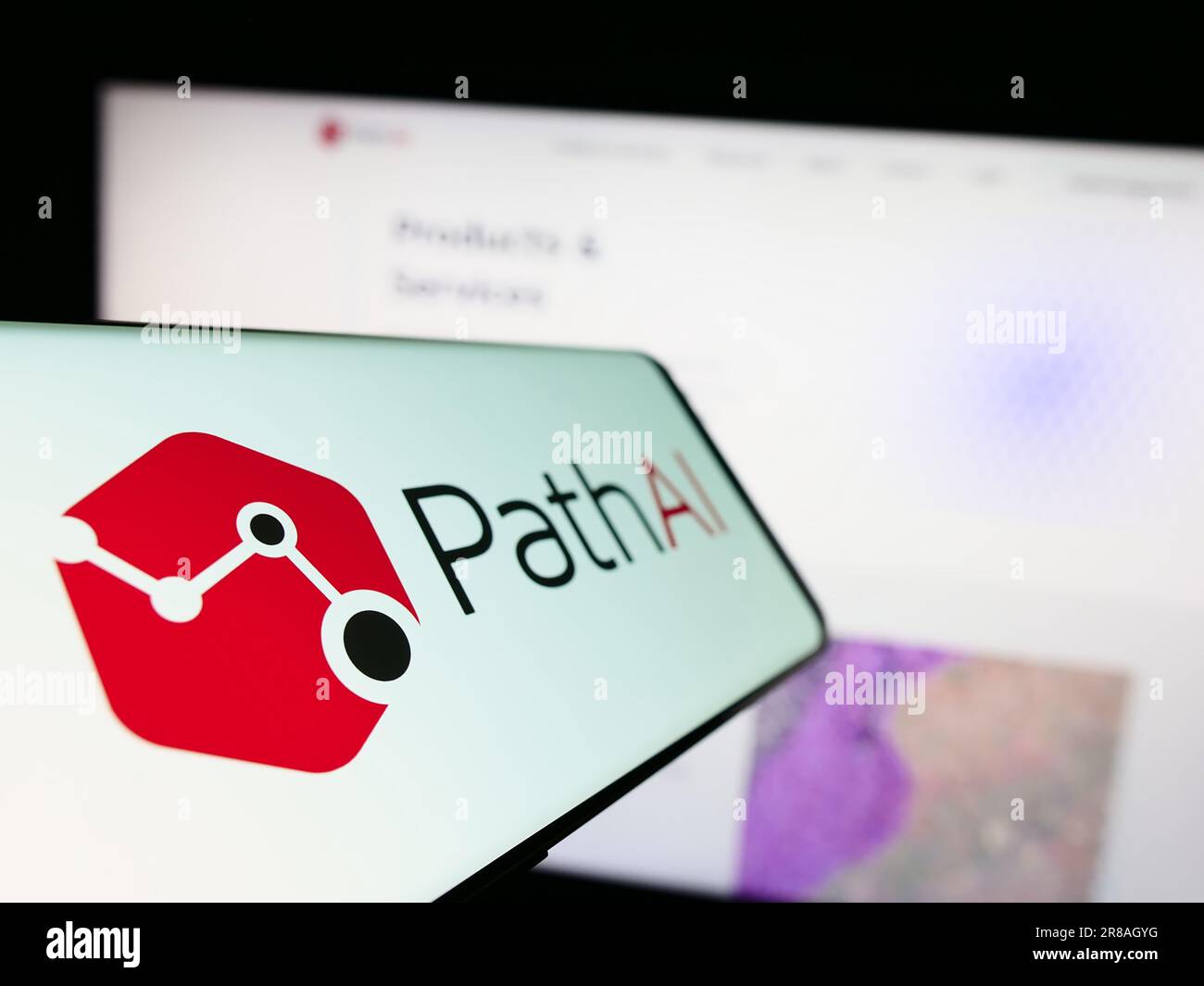 Smartphone mit Logo des US-Unternehmens PathAI Inc. Für künstliche ...