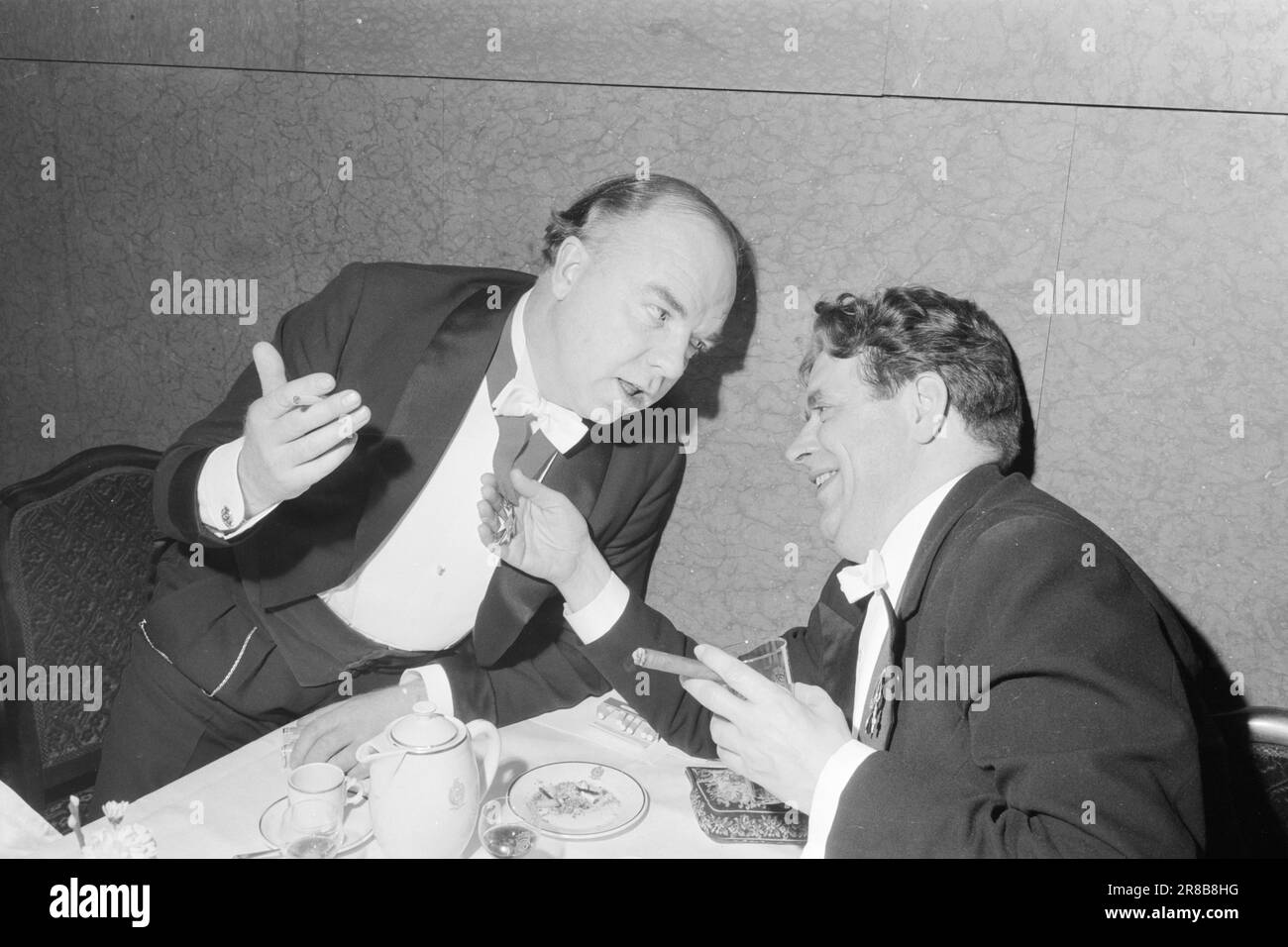 Aktuell 55-3-1960: Ehre auf der Nase der Künstlerverband ist 100 Jahre ...