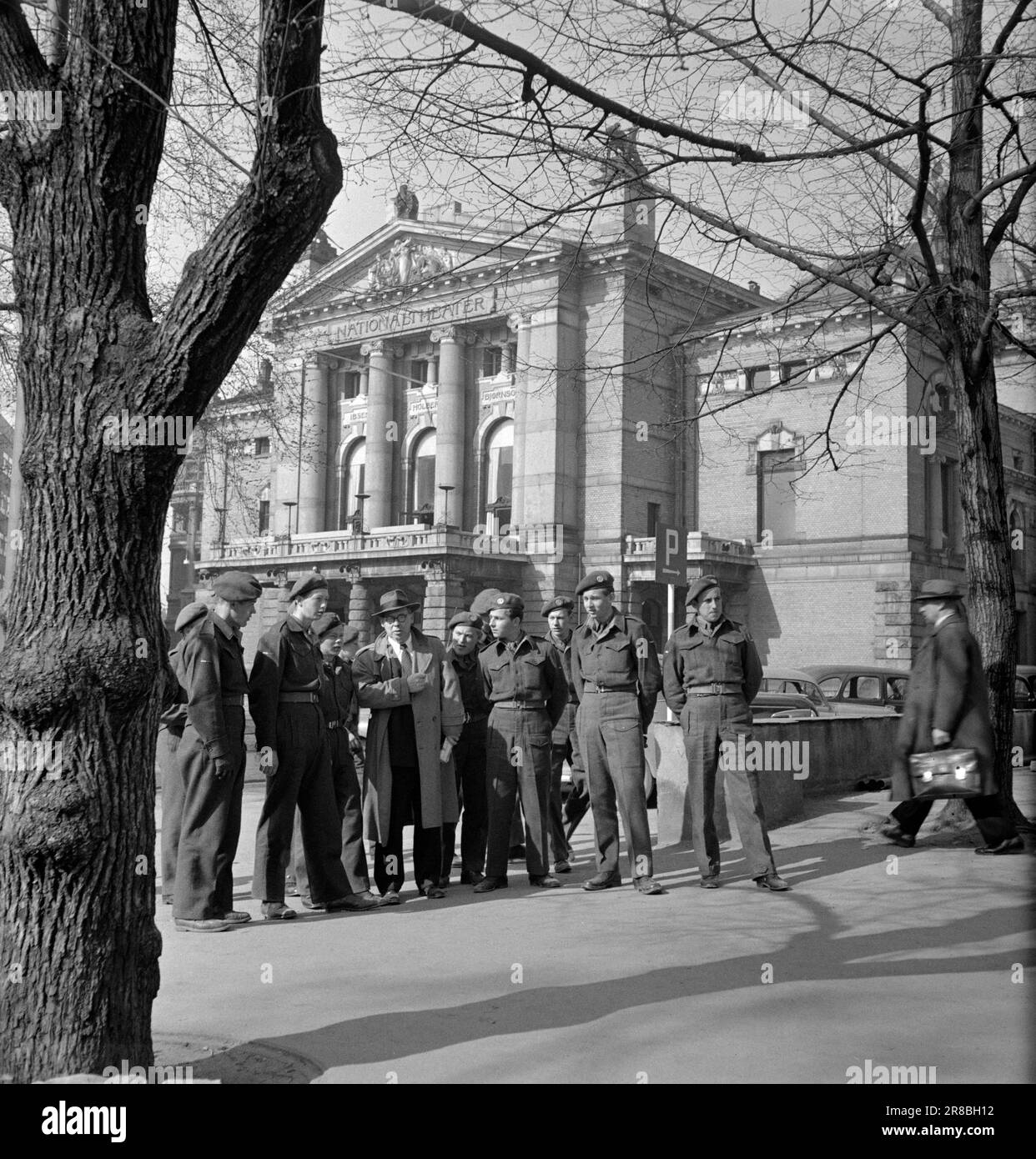Aktuelle Zeit 10-1950: Nordnorwegen schaut auf OsloAt Ende April ...