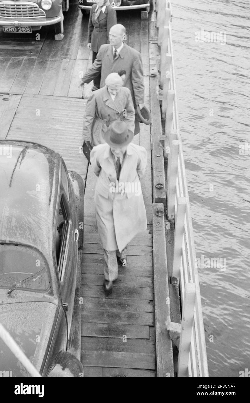 Derzeit 17-1951: Attlee und seine Ehefrau auf dem Dach des ...