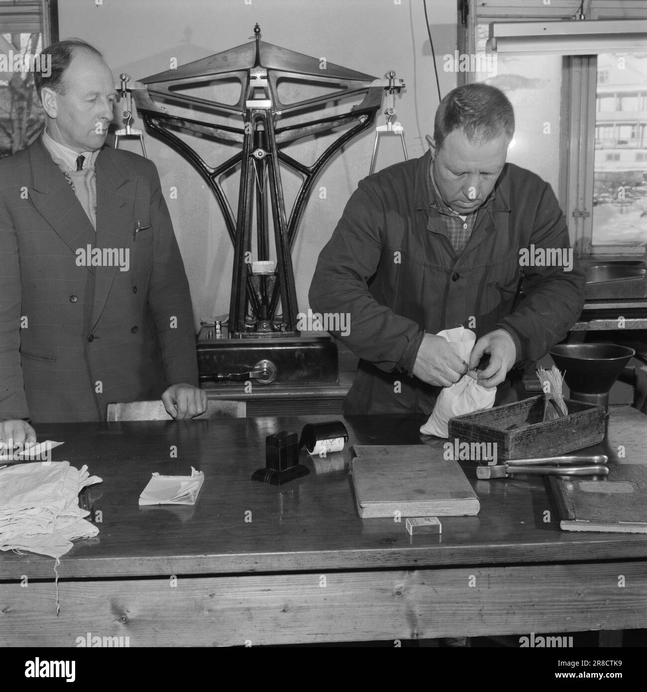 Aktuell 6-2-1960: Geburt und Tod der Krone Aktuell folgte dem ...