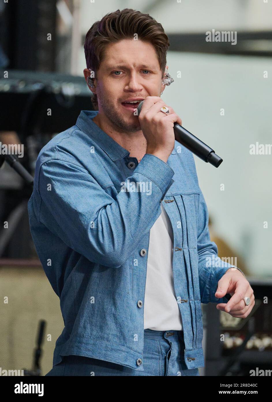 NEW YORK, NY, USA - 09. JUNI 2023: Niall Horan tritt in der NBC „Today ...