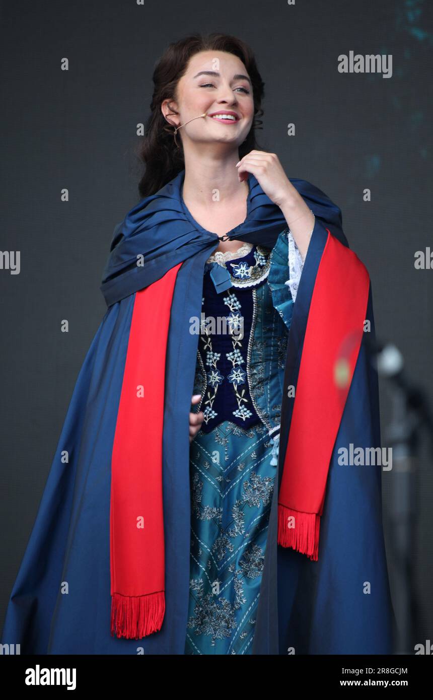 London, Großbritannien. Holly-Anne Hull im Musical Phantom der Oper im ...