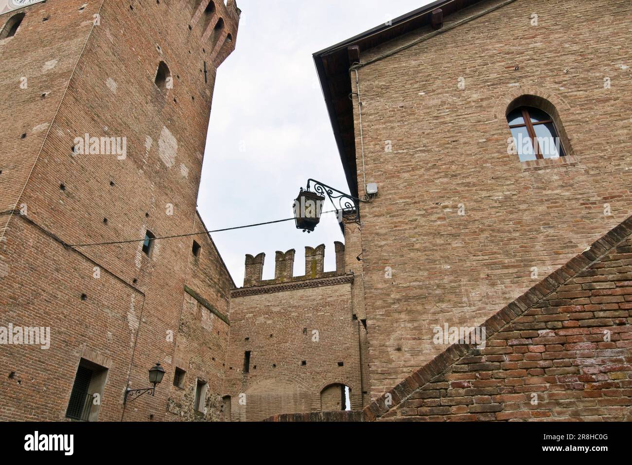 Spilamberto modena italien -Fotos und -Bildmaterial in hoher Auflösung ...
