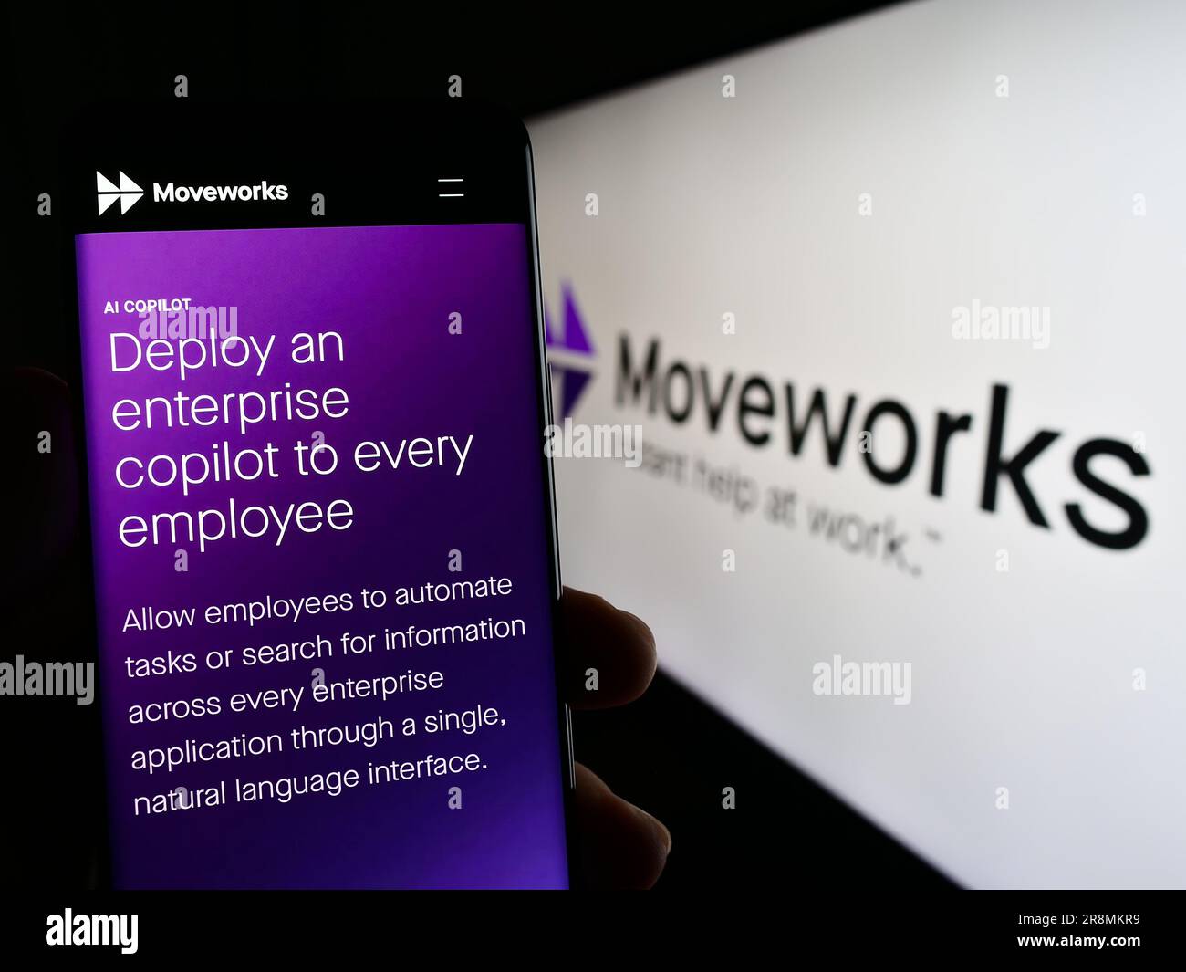 Moveworks logo -Fotos und -Bildmaterial in hoher Auflösung – Alamy