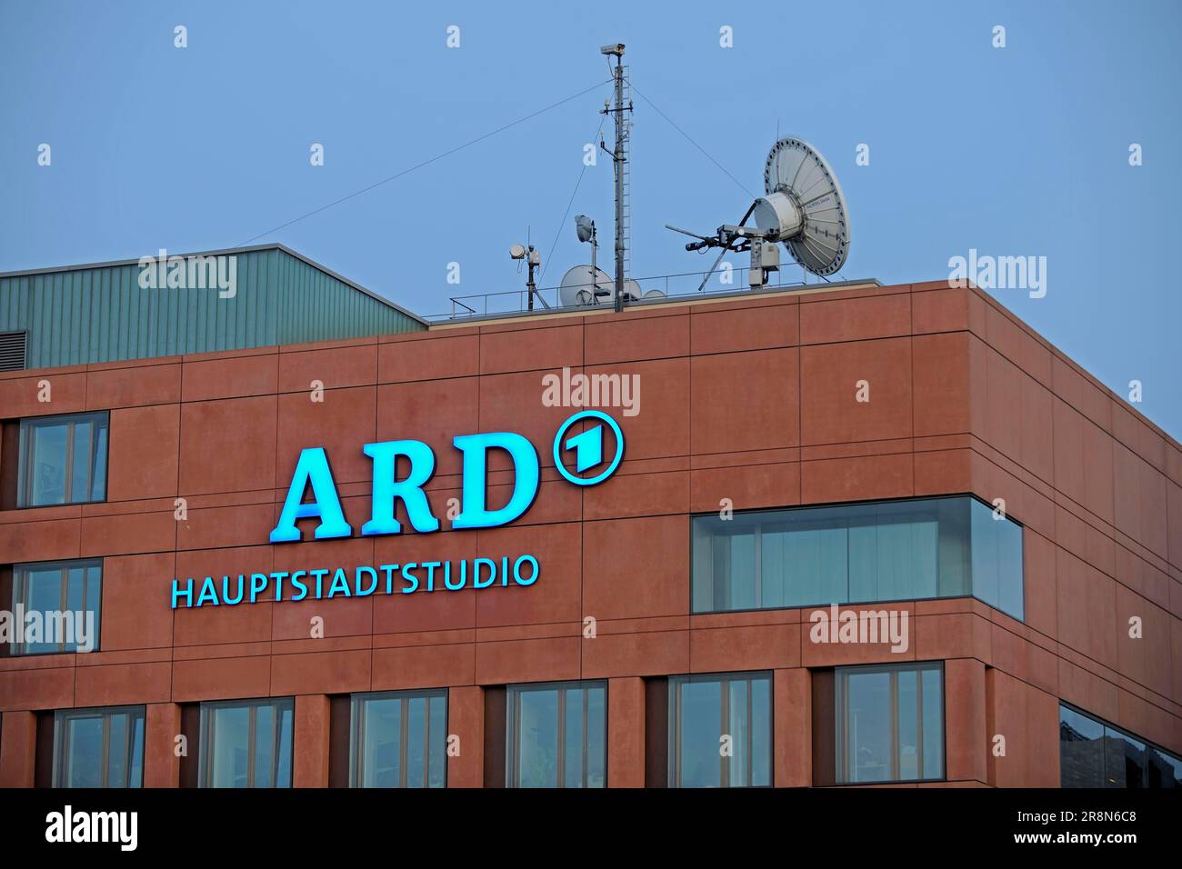 Ard hauptstadt studio -Fotos und -Bildmaterial in hoher Auflösung – Alamy