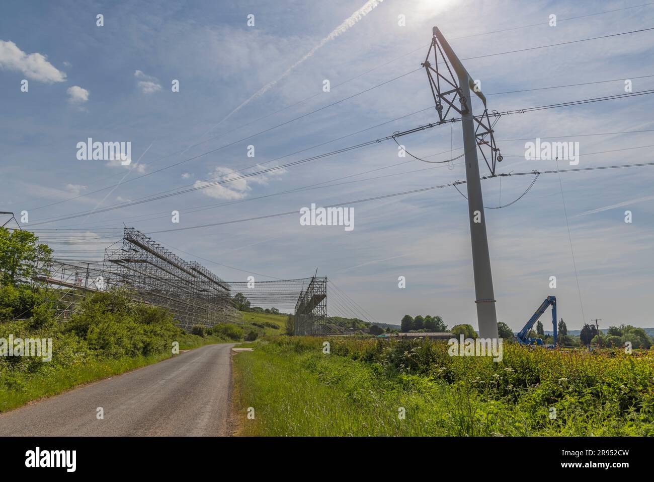 Sicherungsnetz über straße -Fotos und -Bildmaterial in hoher Auflösung ...