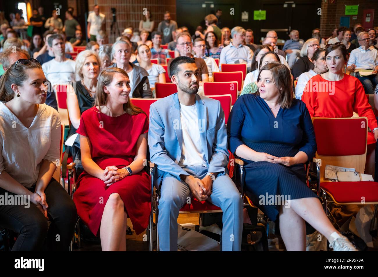 Emily buning -Fotos und -Bildmaterial in hoher Auflösung – Alamy