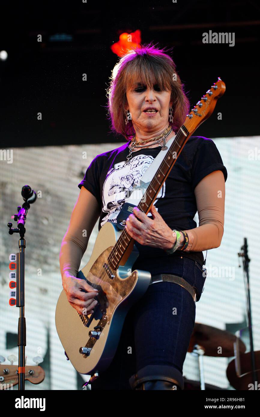 Chrissie Hynde von den Pretenders tritt auf der Bühne des Glastonbury ...