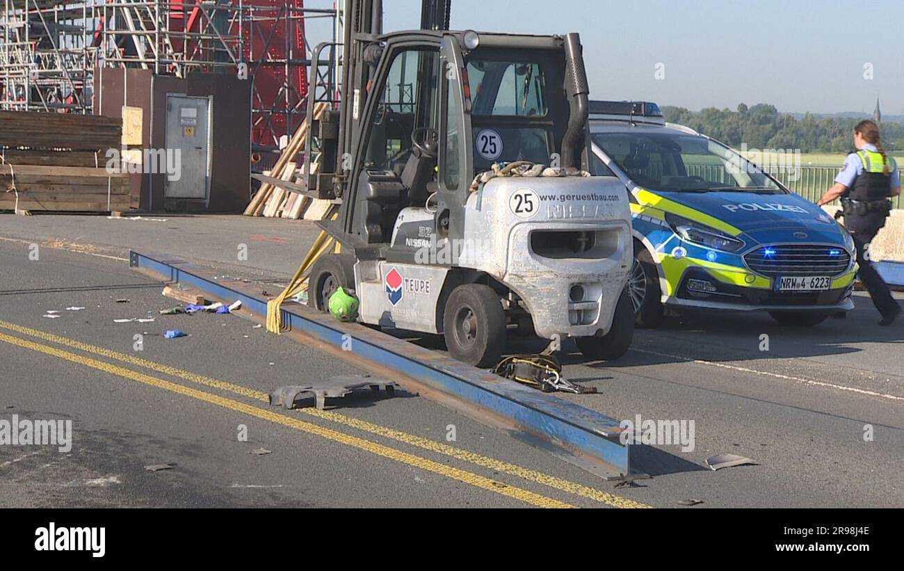 Gabelstapler unfall -Fotos und -Bildmaterial in hoher Auflösung – Alamy