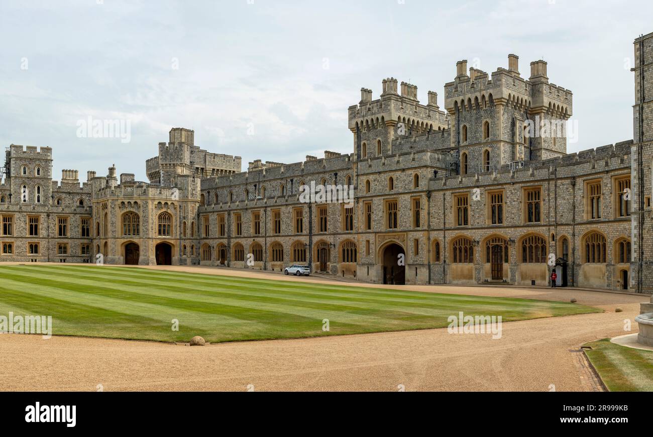 Königstor schloss -Fotos und -Bildmaterial in hoher Auflösung – Alamy