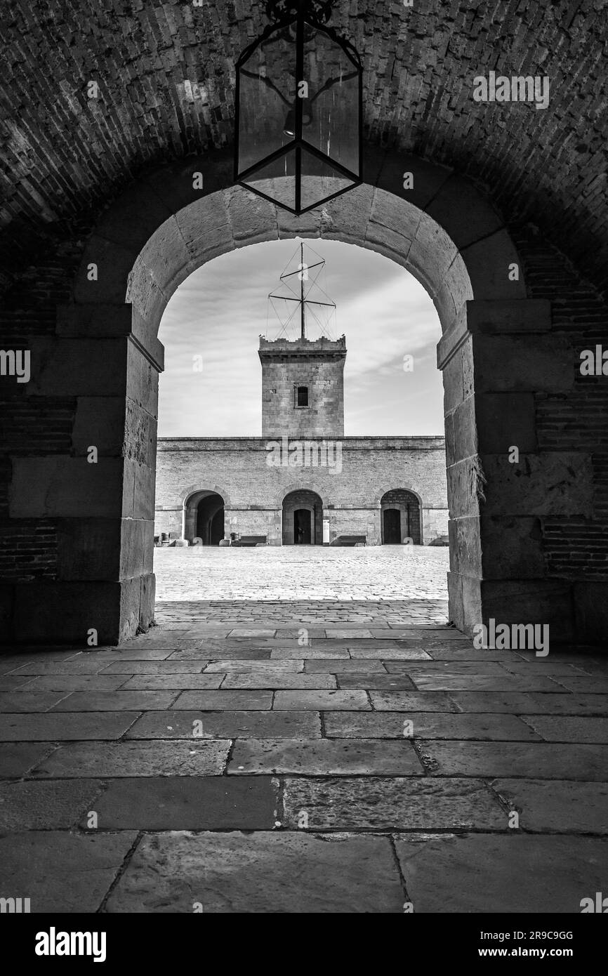 Montjuic Castle ist eine alte militärische Festung, deren Wurzeln aus ...