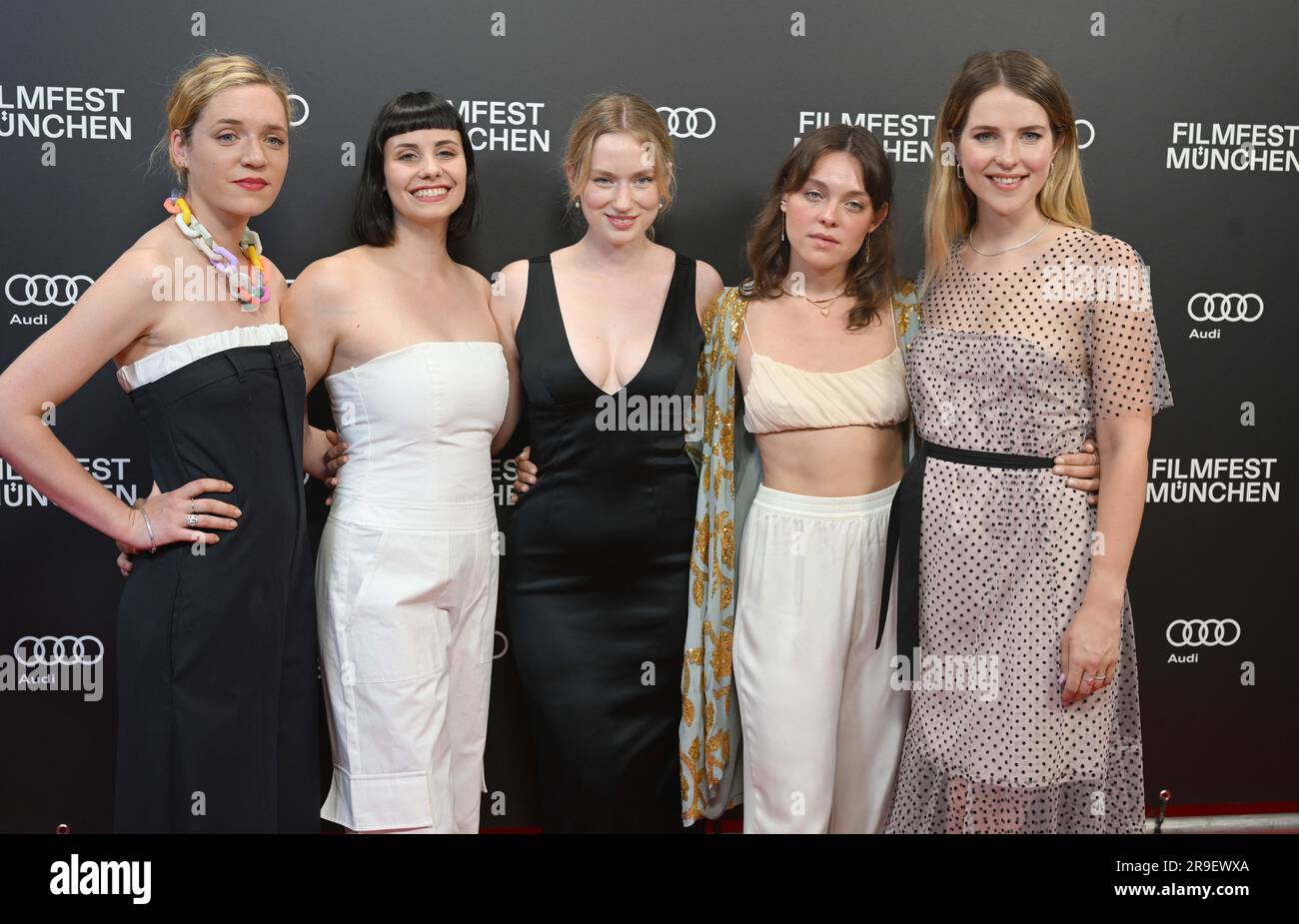 Bayer film -Fotos und -Bildmaterial in hoher Auflösung – Alamy